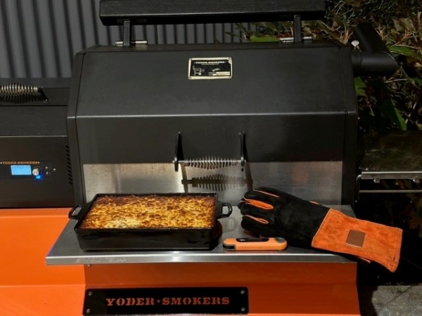 YS640s Competition Wood-Fired Pellet BBQ with Slide Out Drawer - Yoder ...